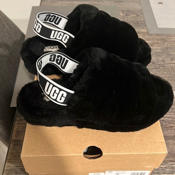 UGG | Shoes | Ugh Fluff Slide | Poshmark